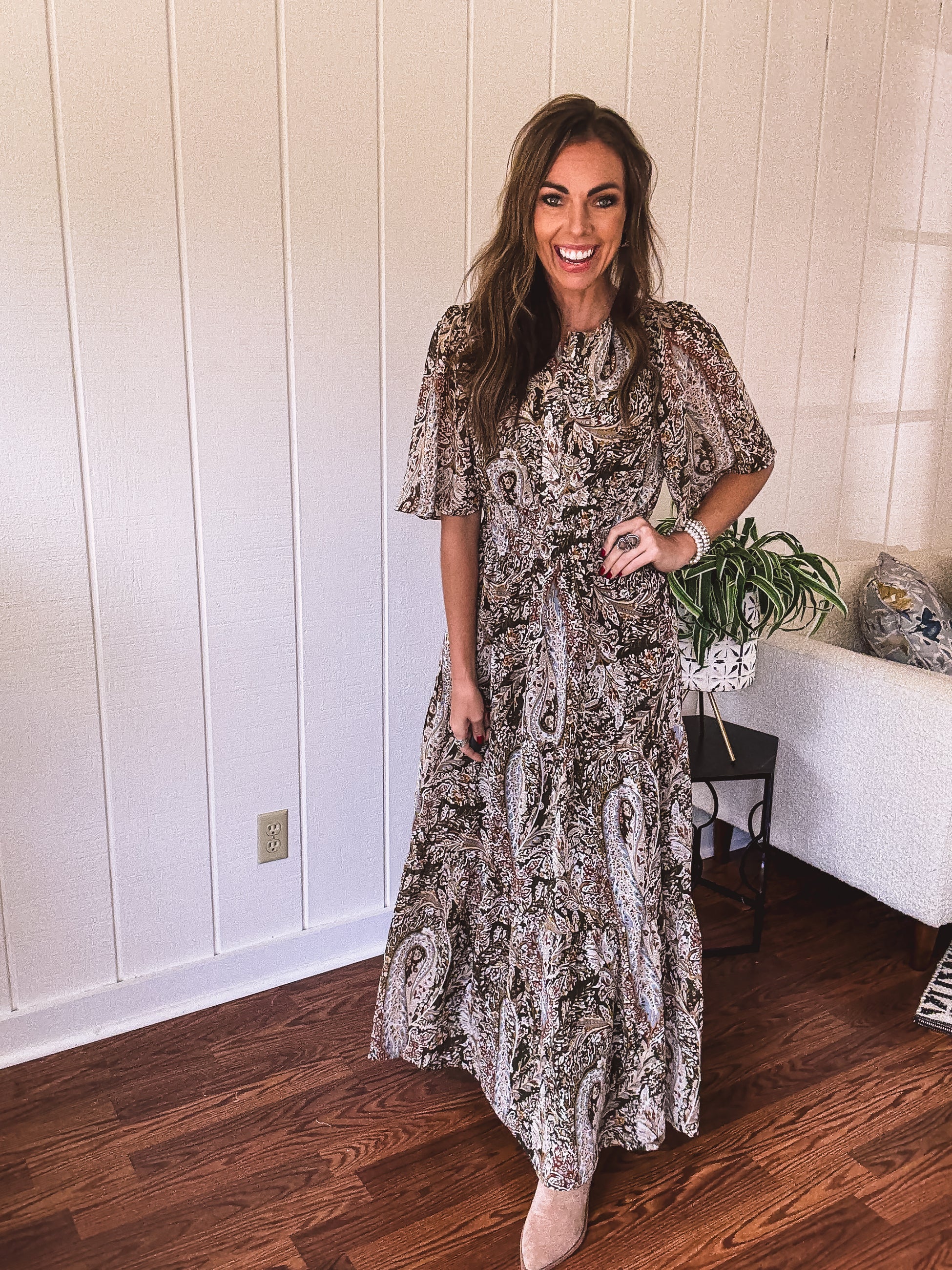 Olive Western Print Notch Neck Top – The Red Raccoon