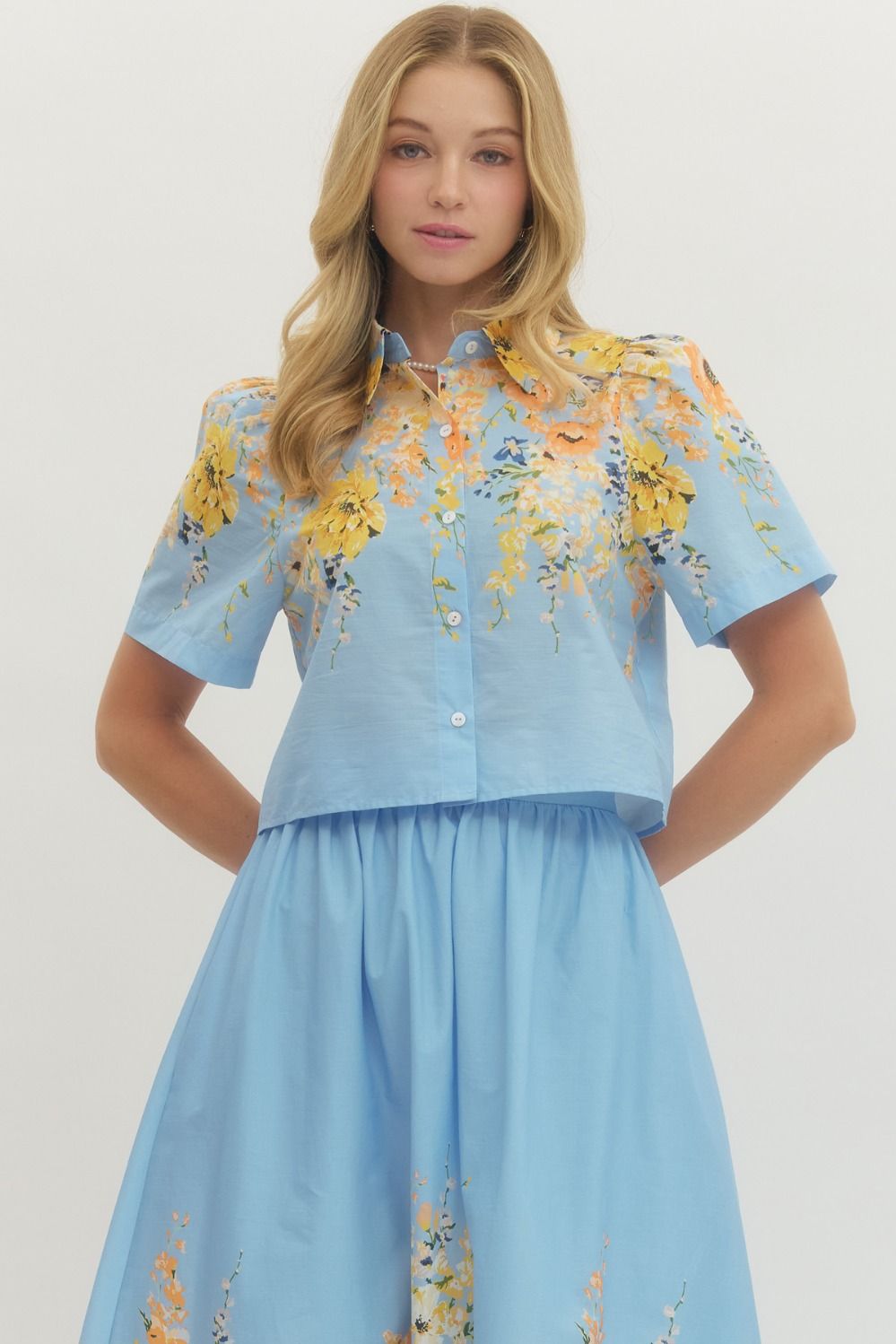 Blue Floral Print Button Short Sleeve Blouse – The Red Raccoon